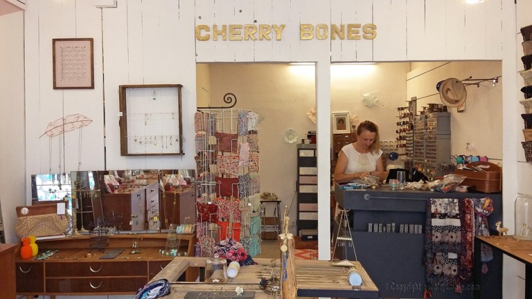 Visite de la nouvelle boutique Cherry Bones - Purple Jumble
