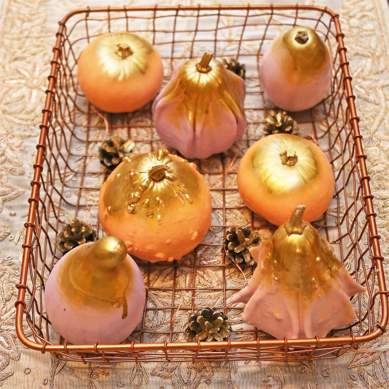Déco festive avec des coloquintes pastel et doré {DIY} - Purple Jumble