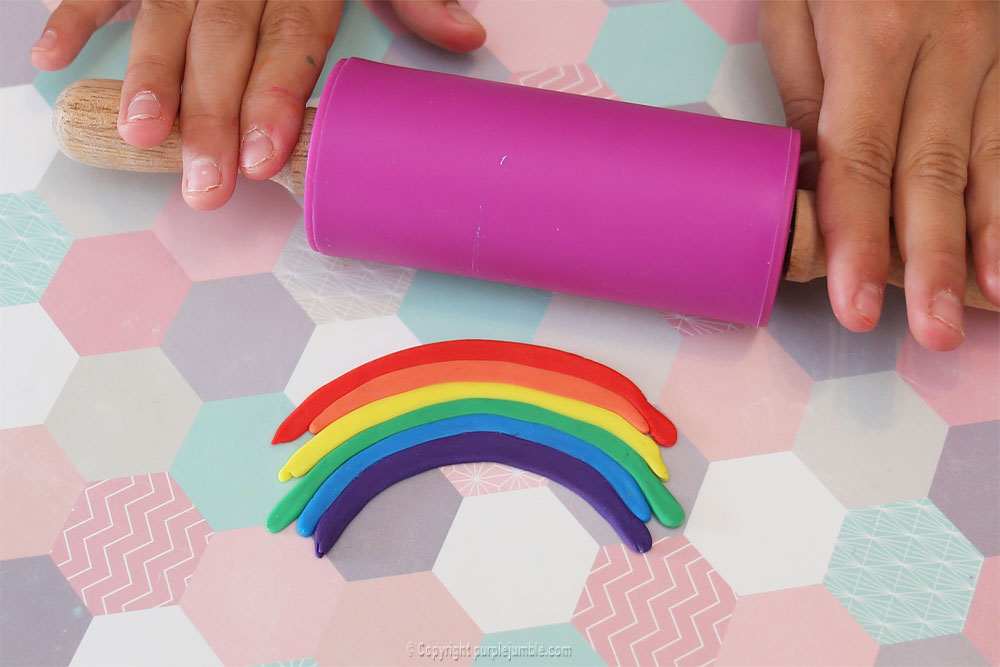 Un petit pot de plantes en pâte à modeler spécial kid {DIY} - Purple Jumble